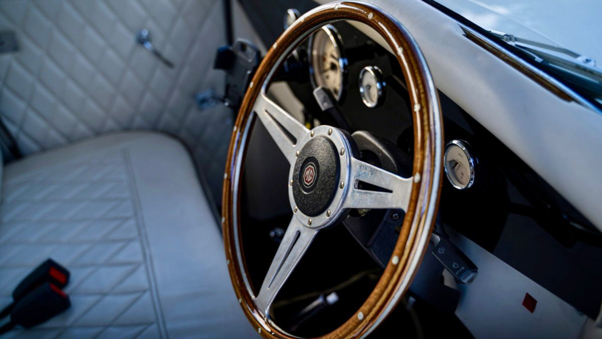 Regent Landaulette Convertible Hire | Wedding Car | Just Phantoms